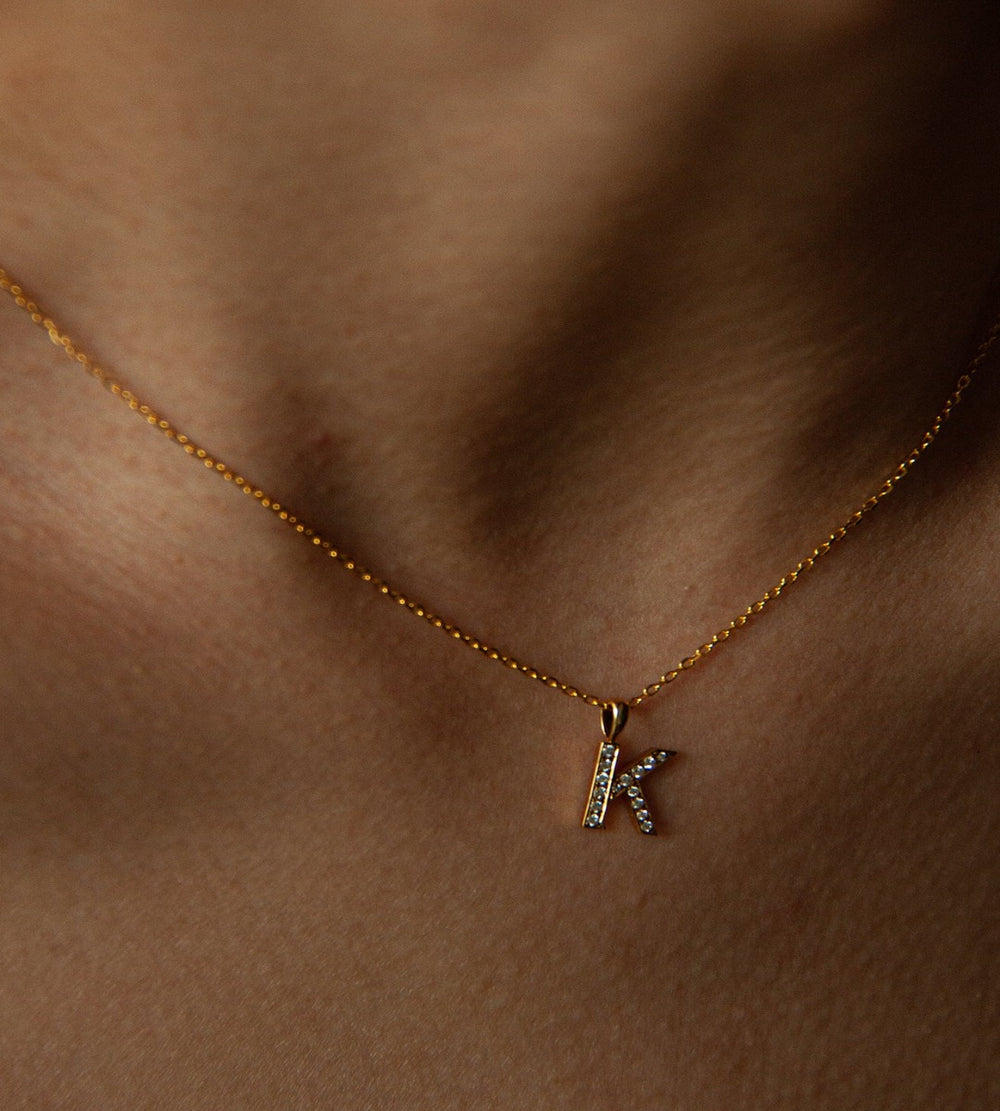 Elegant Pearl & 18K Gold Pendants – Timeless Jewelry by Gingiberi